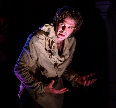 Theaterstuk 'De Val van Den Bosch' in het Zwanenbroedershuis - Bastion ...